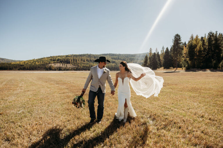 Western Fall Wedding in Montana at Star Meadows Ranch ...